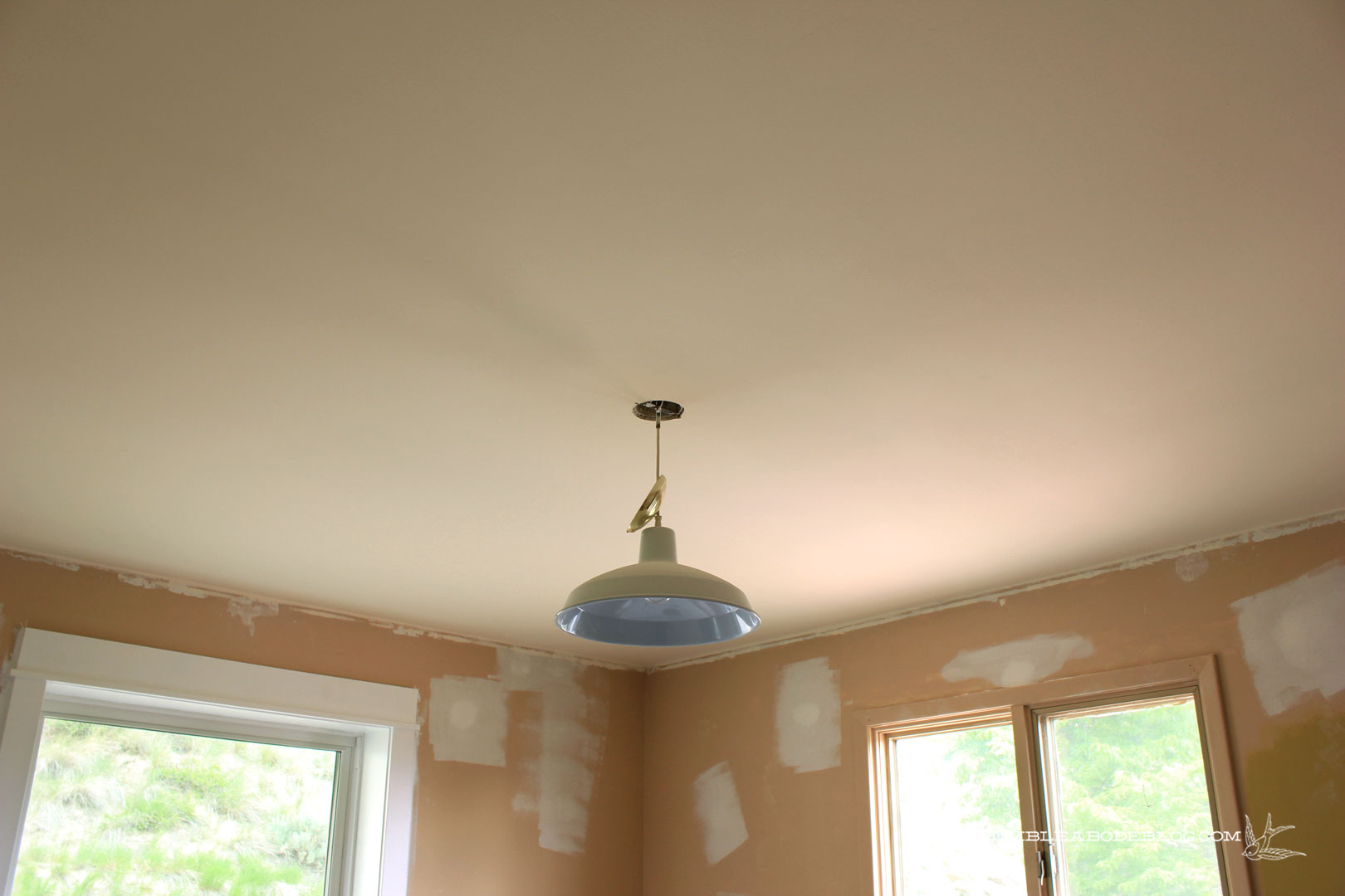 Painted-Ceiling-in-Boys-Room