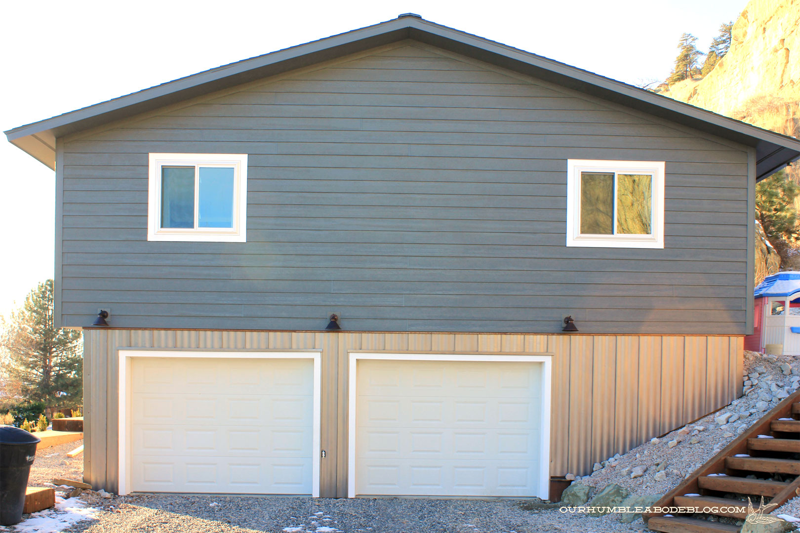 Standing-Seam-Steel-on-Garage-End