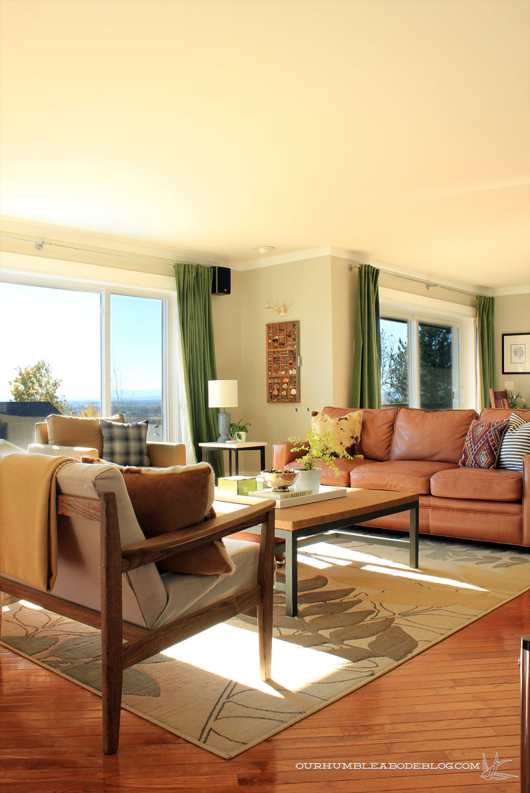 Parallel-Couch-Window-Seat-Arrangement-From-Stairs